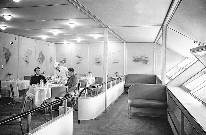 Hindenburg Interior Layout